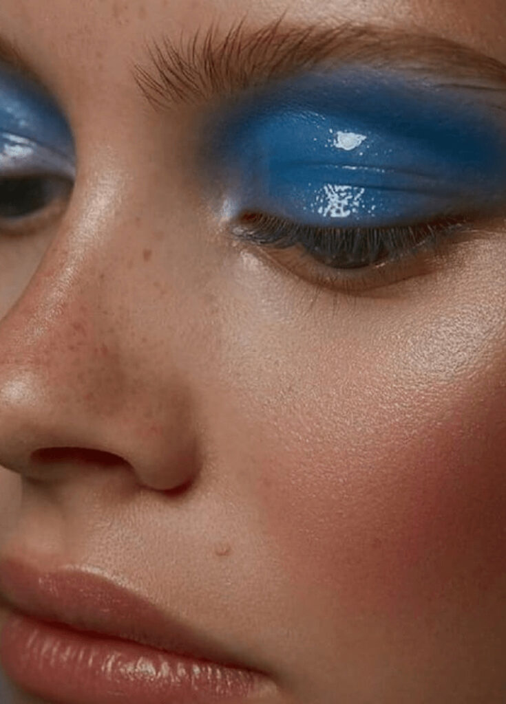 Olhos azuis: aposte no azul para valorizar a maquiagem - Ju Rakoza