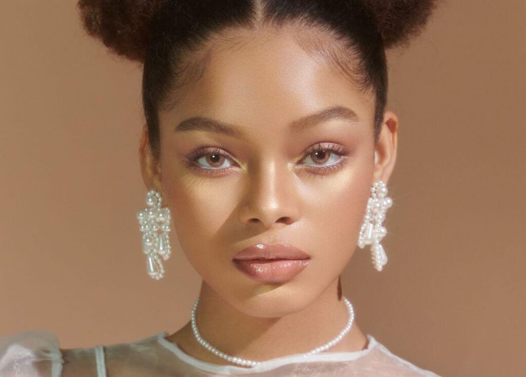 Maquiagem Simples: Ideias e passo a passo para aprender